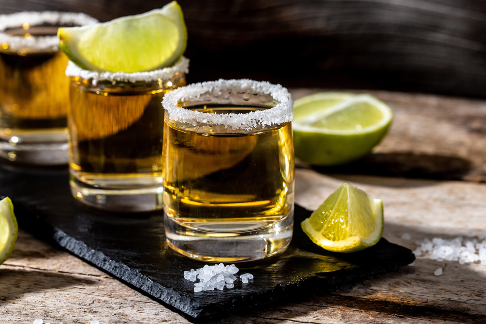 Bebida Tequila Ao Por Do Sol Agua Del Sol Espadin Destilado Con Maiz